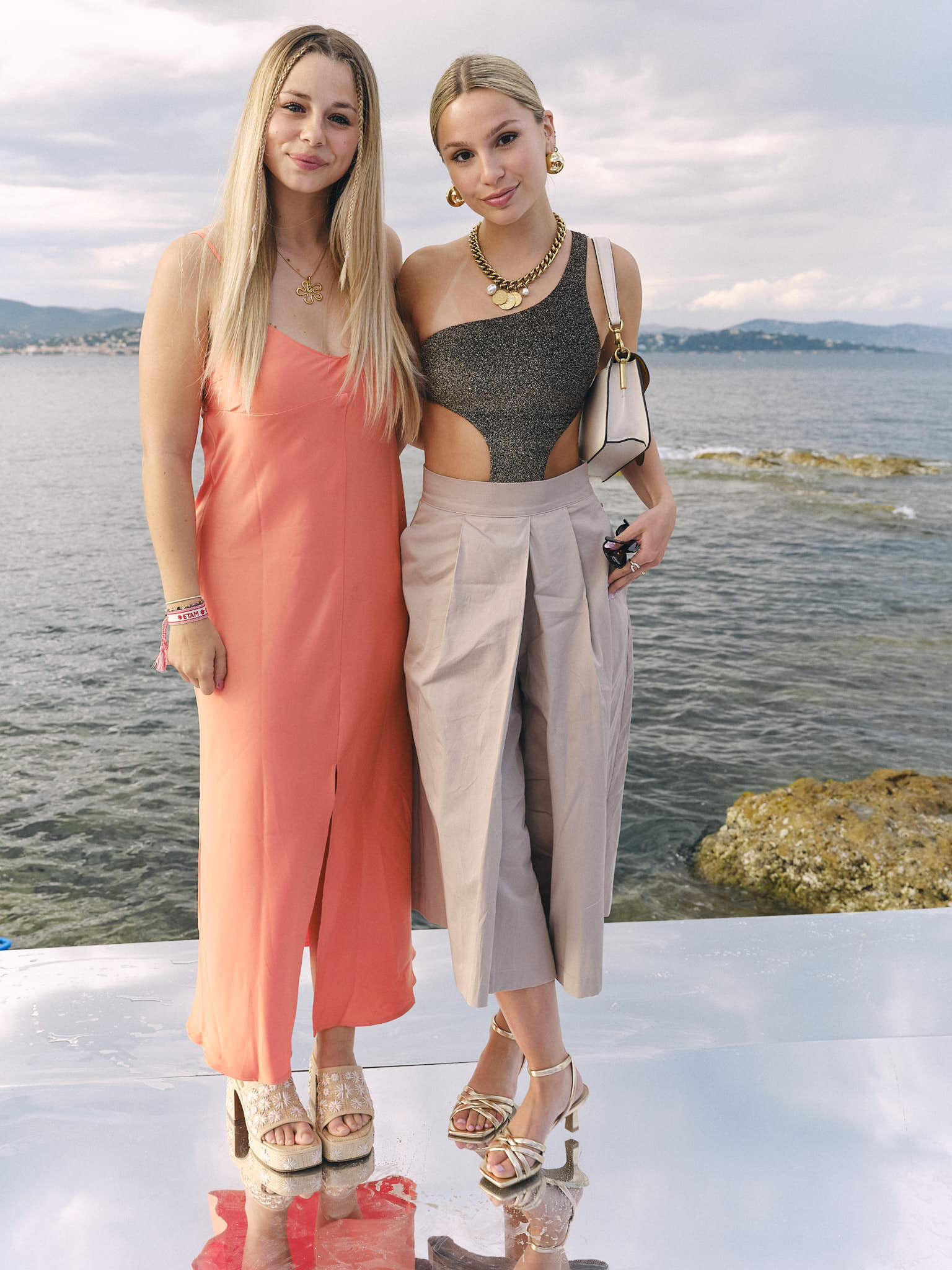 Cruise show look @steffi_mercie - - - ETAM