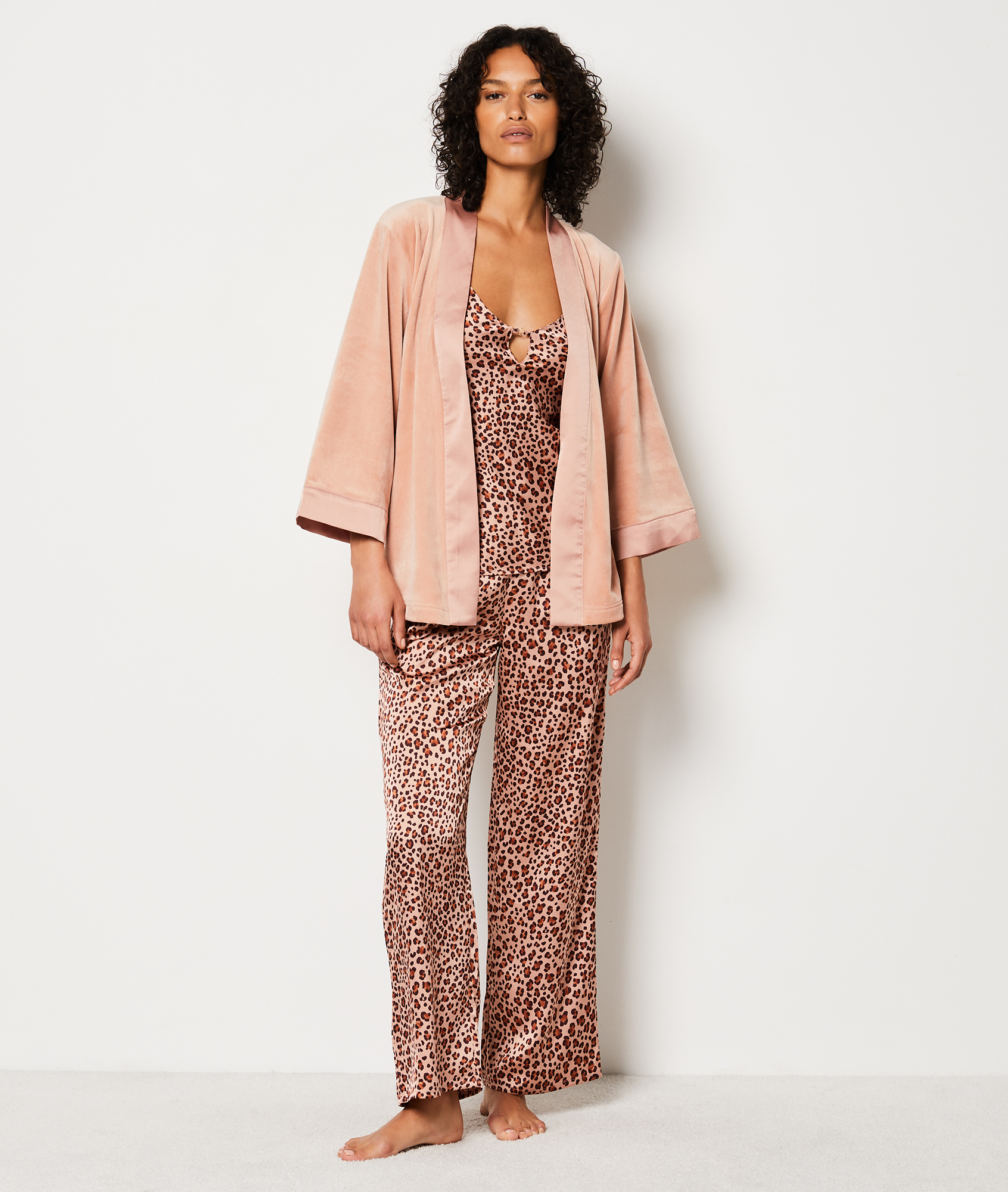 3-delige pyjama set met luipaardprint en microfleece vest NANIMA BLUSH ...