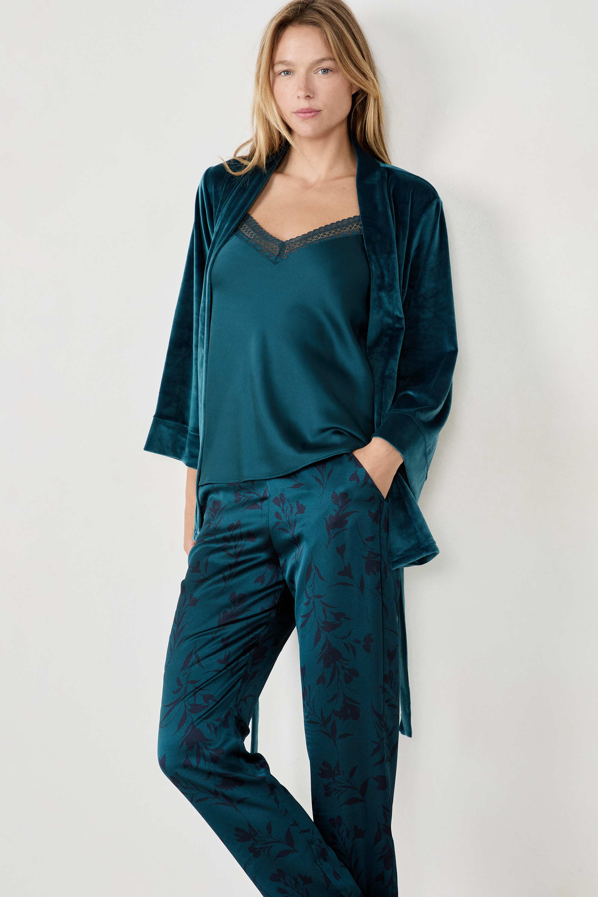 Ensemble de pyjama 3 pièces satiné VERA IMP FOND VERT - ETAM